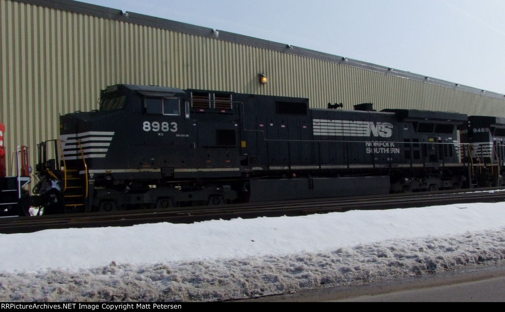 NS 8983